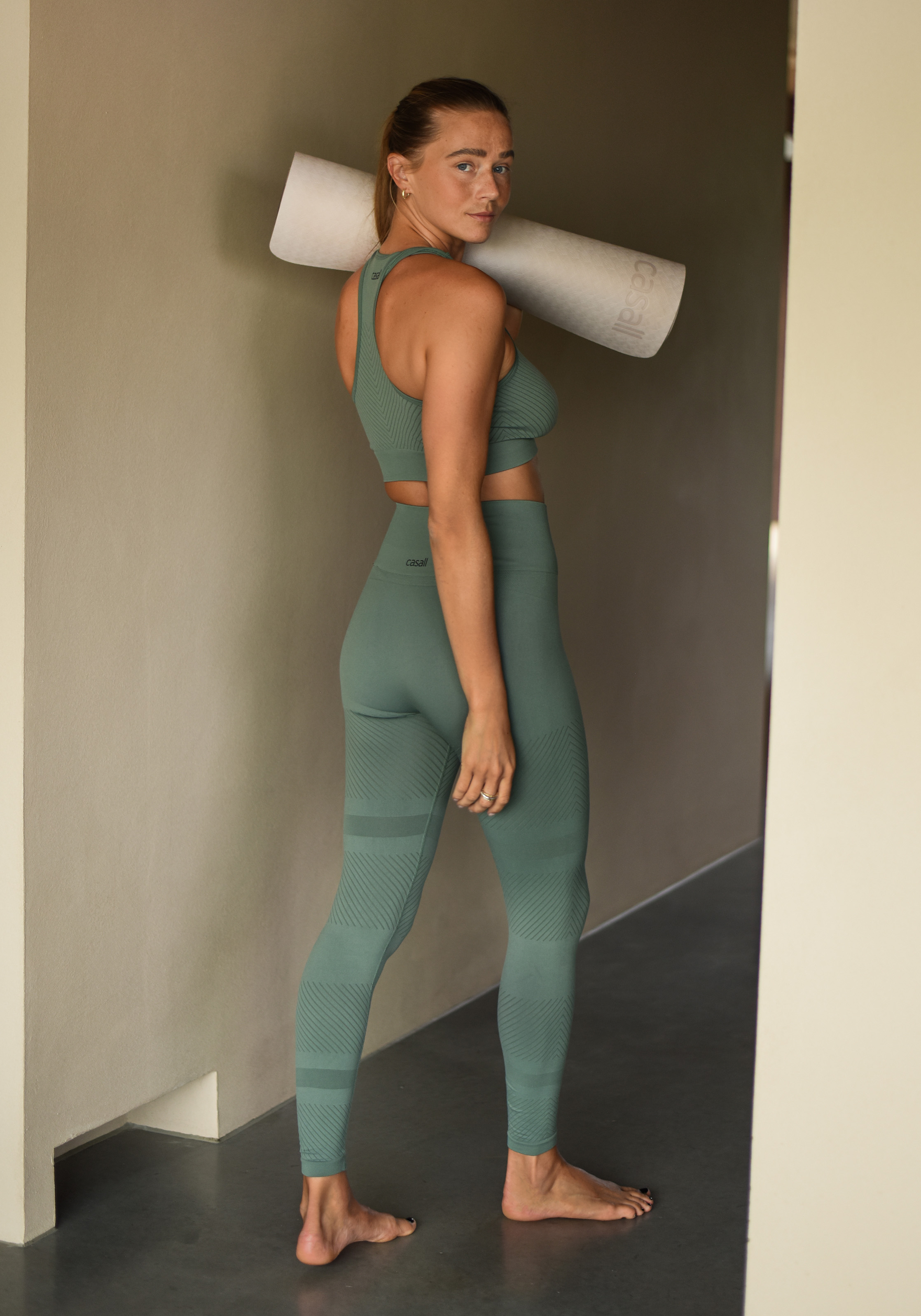 Essential Block Seamless High Waist Tights - Dusty Green | CASALL